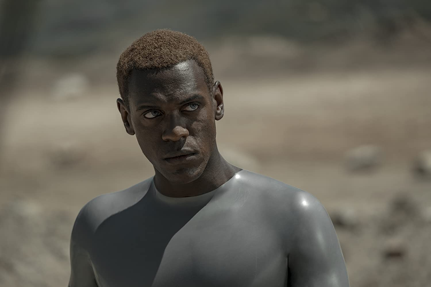 review Raised by Wolves - Cinemags