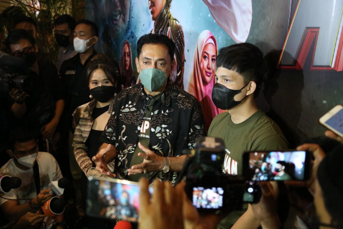 Seputar film ASHIAP MAN - Cinemags