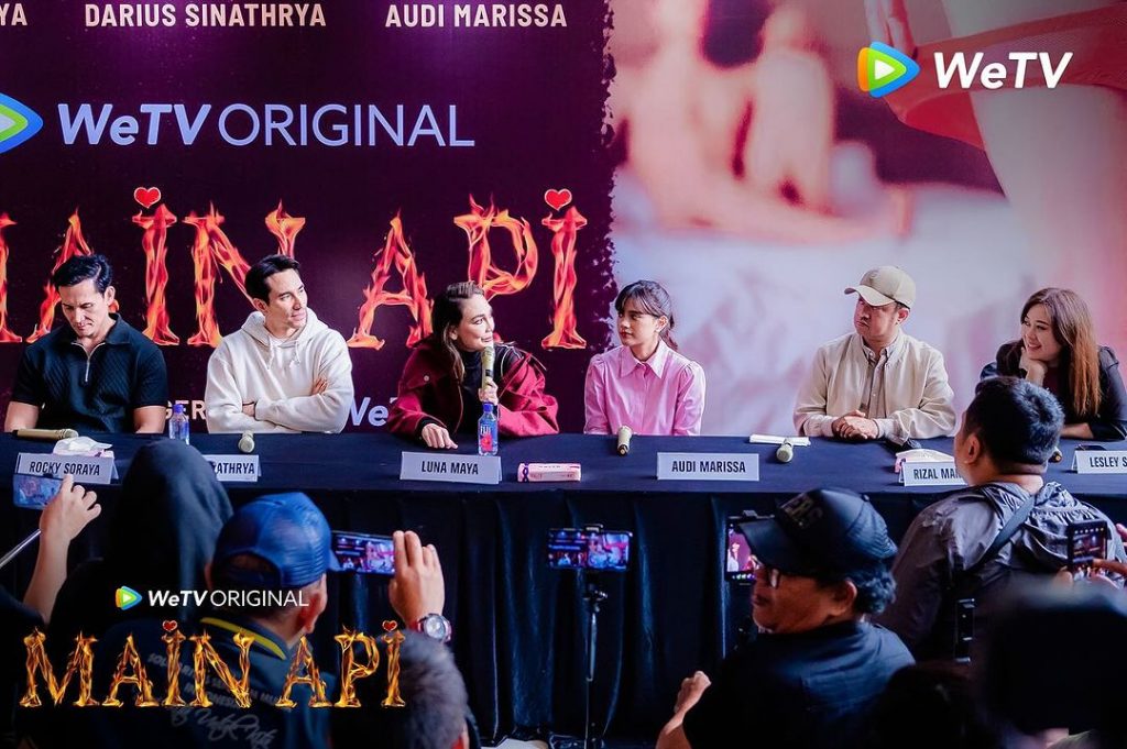 WeTV Original "Main Api" Resmi Dimulai! - Cinemags